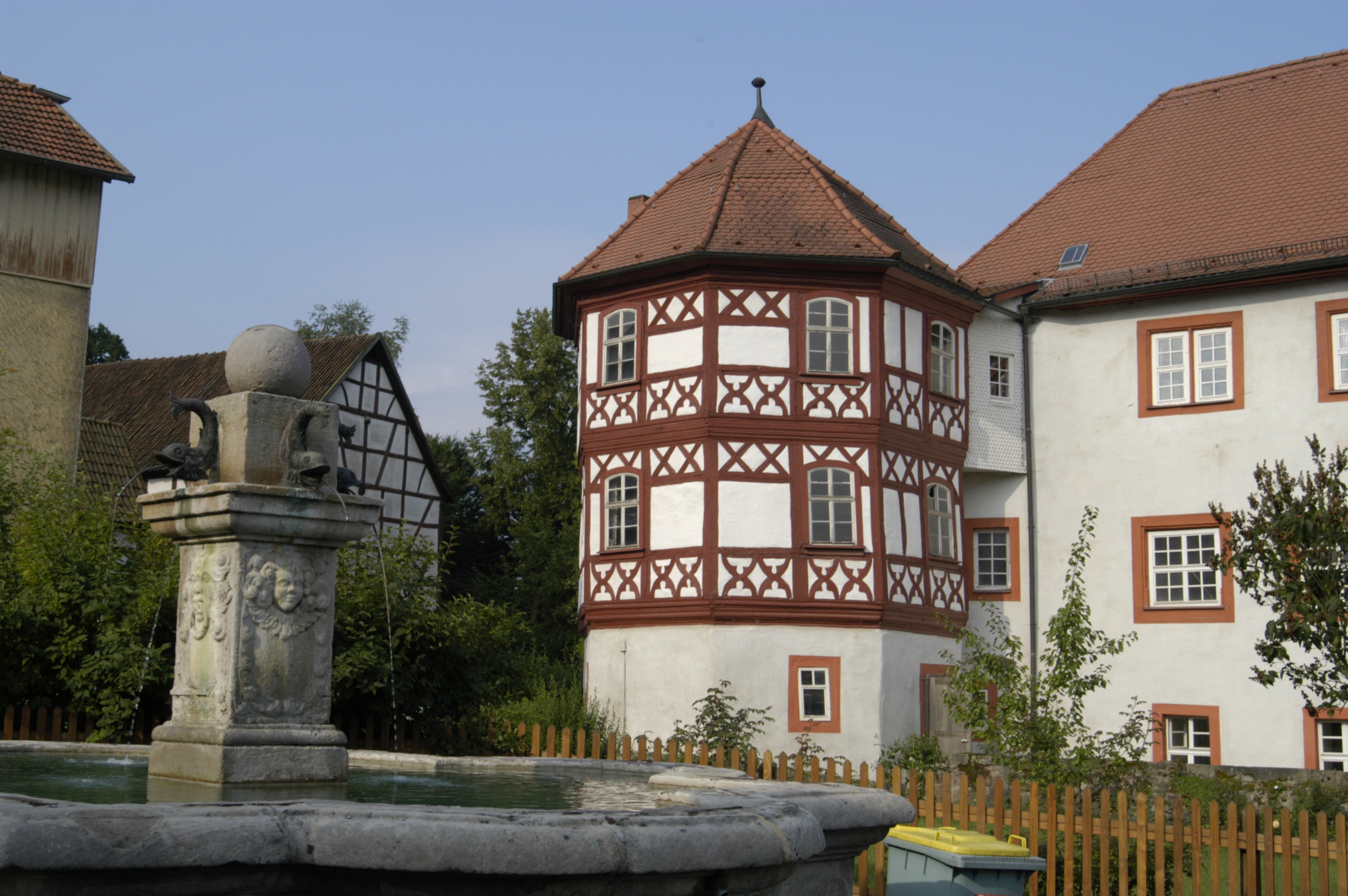 Schloss Tann - rhönführer.de